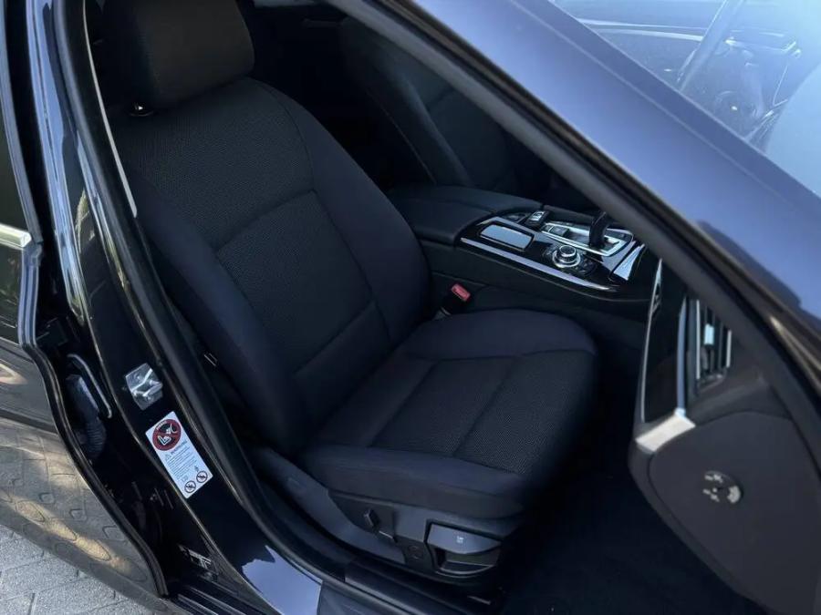 Pelēks BMW 530 2011 Jūrmala, ar dzinēja tilpumu 3.00 L un nobraukumu 213 tūkst. km par 8790 €, foto 13 vietnē AUTOMOTO.COM.LV