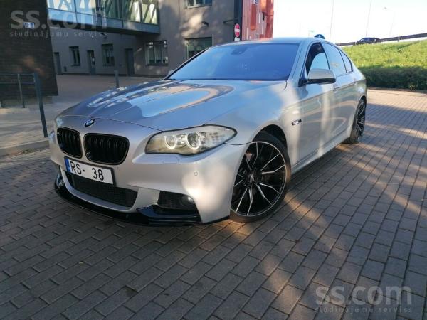 Grey BMW 530 2011 in Daugavpils, with an engine capacity of 3.00 L and mileage of 0 thousand km for 11850 €, photo 3 on AUTOMOTO.COM.LV