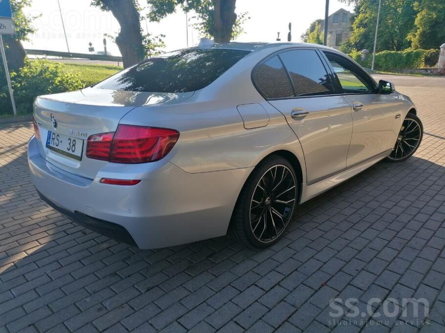 Grey BMW 530 2011 in Daugavpils, with an engine capacity of 3.00 L and mileage of 0 thousand km for 11850 €, photo 4 on AUTOMOTO.COM.LV