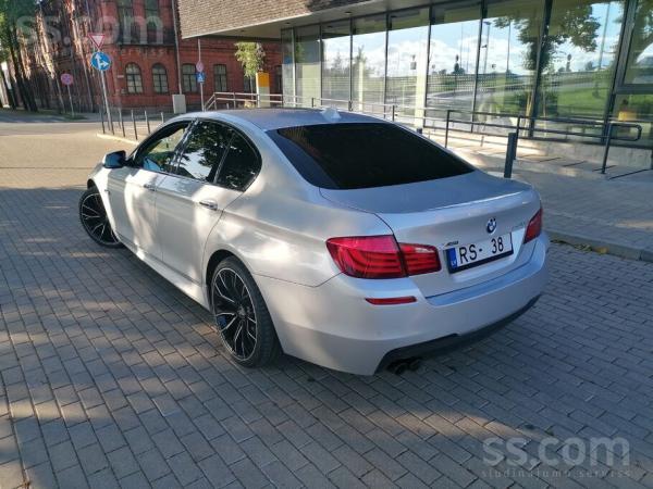 Grey BMW 530 2011 in Daugavpils, with an engine capacity of 3.00 L and mileage of 0 thousand km for 11850 €, photo 5 on AUTOMOTO.COM.LV