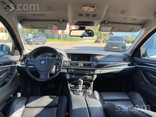 Grey BMW 530 2011 in Liepaja, with an engine capacity of 3.00 L and mileage of 281 thousand km for 10999 €, photo 6 on AUTOMOTO.COM.LV