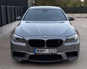 Pelēks BMW 530 2011 Viļņa, ar dzinēja tilpumu 2.99 L un nobraukumu 208 tūkst. km par 8800 €, foto 4 vietnē AUTOMOTO.COM.LV