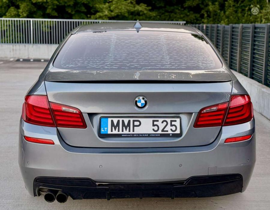 Pelēks BMW 530 2011 Viļņa, ar dzinēja tilpumu 2.99 L un nobraukumu 208 tūkst. km par 8800 €, foto 7 vietnē AUTOMOTO.COM.LV