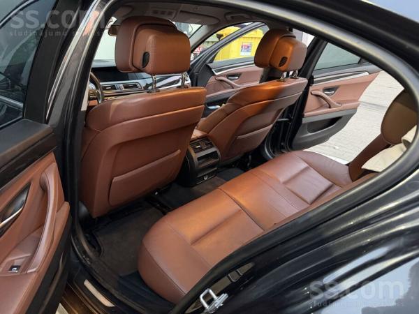 Pelēks BMW 530 2011 Rīga, ar dzinēja tilpumu 3.00 L un nobraukumu 367 tūkst. km par 11000 €, foto 8 vietnē AUTOMOTO.COM.LV
