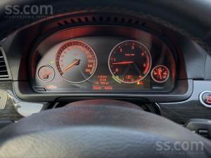 Pelēks BMW 530 2011 Rīga, ar dzinēja tilpumu 3.00 L un nobraukumu 367 tūkst. km par 11000 €, foto 12 vietnē AUTOMOTO.COM.LV