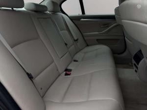 Grey BMW 530 2011 in Klaipeda, with an engine capacity of 3.00 L and mileage of 271 thousand km for 8999 €, photo 10 on AUTOMOTO.COM.LV