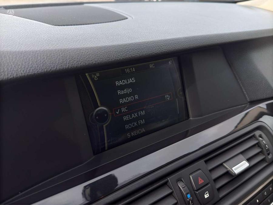 Grey BMW 530 2011 in Klaipeda, with an engine capacity of 3.00 L and mileage of 271 thousand km for 8999 €, photo 18 on AUTOMOTO.COM.LV