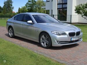 Grey BMW 530 2011 in Vilnius, with an engine capacity of 2.99 L and mileage of 320 thousand km for 10000 €, photo 4 on AUTOMOTO.COM.LV