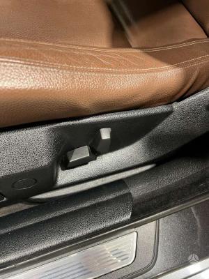 Pelēks BMW 530 2011 Klaipėda, ar dzinēja tilpumu 2.99 L un nobraukumu 319 tūkst. km par 8500 €, foto 12 vietnē AUTOMOTO.COM.LV