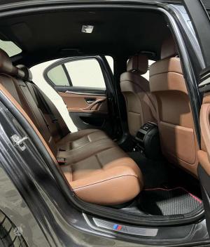 Pelēks BMW 530 2011 Klaipėda, ar dzinēja tilpumu 2.99 L un nobraukumu 319 tūkst. km par 8500 €, foto 21 vietnē AUTOMOTO.COM.LV