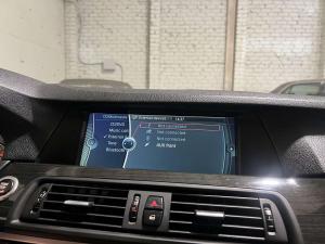 Pelēks BMW 530 2011 Klaipėda, ar dzinēja tilpumu 2.99 L un nobraukumu 319 tūkst. km par 8500 €, foto 24 vietnē AUTOMOTO.COM.LV