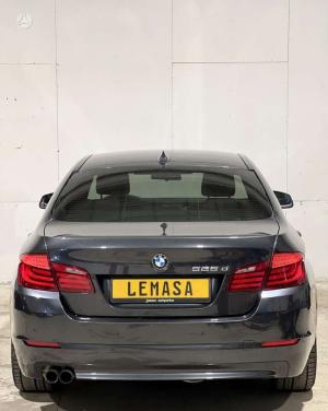Pelēks BMW 530 2011 Klaipėda, ar dzinēja tilpumu 2.99 L un nobraukumu 319 tūkst. km par 8500 €, foto 25 vietnē AUTOMOTO.COM.LV
