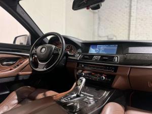 Pelēks BMW 530 2011 Klaipėda, ar dzinēja tilpumu 2.99 L un nobraukumu 319 tūkst. km par 8500 €, foto 31 vietnē AUTOMOTO.COM.LV