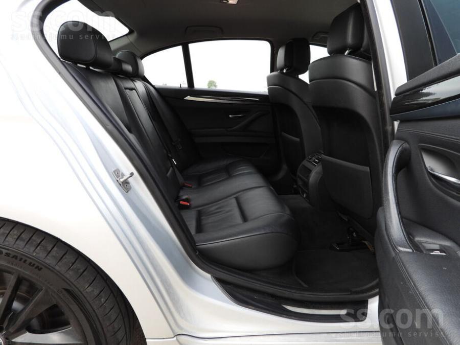 Pelēks BMW 530 2011 Rīga, ar dzinēja tilpumu 3.00 L un nobraukumu 283 tūkst. km par 9990 €, foto 14 vietnē AUTOMOTO.COM.LV