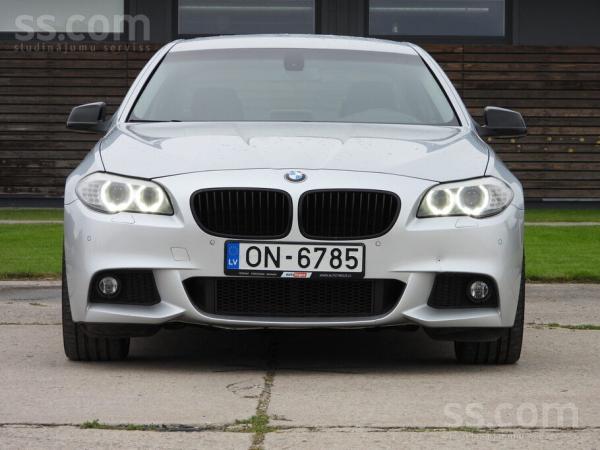 Grey BMW 530 2011 in Riga, with an engine capacity of 3.00 L and mileage of 283 thousand km for 9990 €, photo 3 on AUTOMOTO.COM.LV