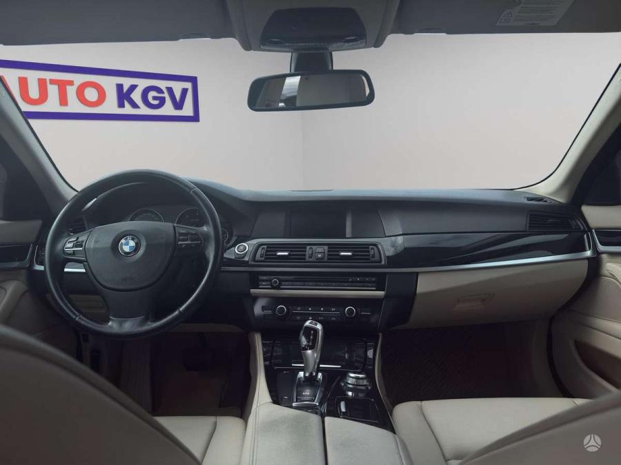 Grey BMW 530 2011 in Klaipeda, with an engine capacity of 3.00 L and mileage of 271 thousand km for 8999 €, photo 13 on AUTOMOTO.COM.LV