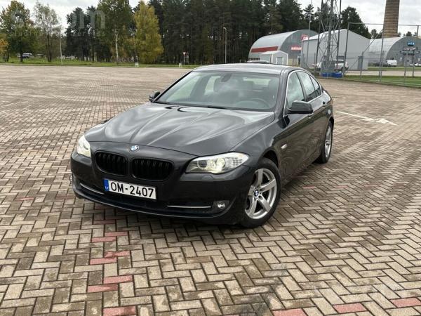 Pelēks BMW 530 2011 Rīga, ar dzinēja tilpumu 3.00 L un nobraukumu 347 tūkst. km par 7900 €, foto 5 vietnē AUTOMOTO.COM.LV