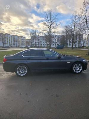Pelēks BMW 530 2012 Naujoji Akmenė, ar dzinēja tilpumu 2.99 L un nobraukumu 222 tūkst. km par 8400 €, foto 6 vietnē AUTOMOTO.COM.LV
