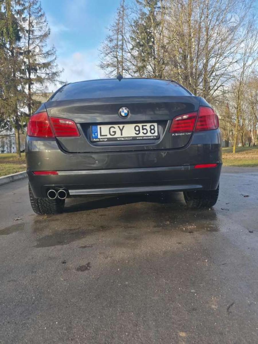Pelēks BMW 530 2012 Naujoji Akmenė, ar dzinēja tilpumu 2.99 L un nobraukumu 222 tūkst. km par 8400 €, foto 11 vietnē AUTOMOTO.COM.LV