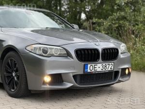 Grey BMW 530 2012 in Valmiera, with an engine capacity of 3.00 L and mileage of 215 thousand km for 13490 €, photo 4 on AUTOMOTO.COM.LV