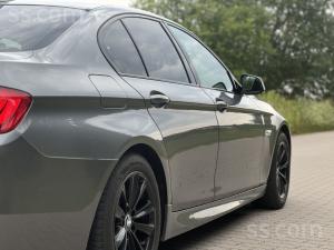 Grey BMW 530 2012 in Valmiera, with an engine capacity of 3.00 L and mileage of 215 thousand km for 13490 €, photo 6 on AUTOMOTO.COM.LV