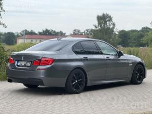 Grey BMW 530 2012 in Valmiera, with an engine capacity of 3.00 L and mileage of 215 thousand km for 13490 €, photo 7 on AUTOMOTO.COM.LV