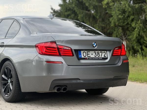 Pelēks BMW 530 2012 Valmiera, ar dzinēja tilpumu 3.00 L un nobraukumu 215 tūkst. km par 13490 €, foto 10 vietnē AUTOMOTO.COM.LV