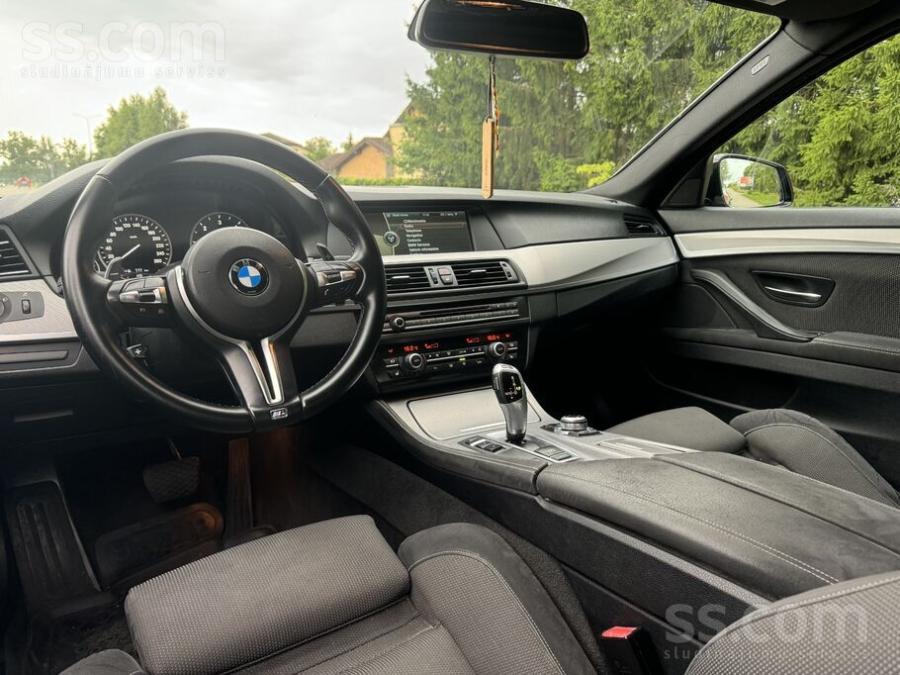 Grey BMW 530 2012 in Valmiera, with an engine capacity of 3.00 L and mileage of 215 thousand km for 13490 €, photo 15 on AUTOMOTO.COM.LV