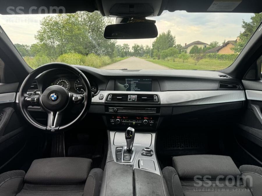 Grey BMW 530 2012 in Valmiera, with an engine capacity of 3.00 L and mileage of 215 thousand km for 13490 €, photo 16 on AUTOMOTO.COM.LV