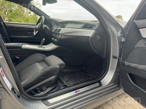 Grey BMW 530 2012 in Valmiera, with an engine capacity of 3.00 L and mileage of 215 thousand km for 13490 €, photo 18 on AUTOMOTO.COM.LV