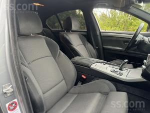 Grey BMW 530 2012 in Valmiera, with an engine capacity of 3.00 L and mileage of 215 thousand km for 13490 €, photo 19 on AUTOMOTO.COM.LV