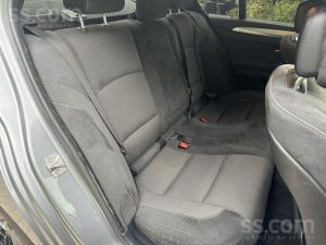 Grey BMW 530 2012 in Valmiera, with an engine capacity of 3.00 L and mileage of 215 thousand km for 13490 €, photo 20 on AUTOMOTO.COM.LV