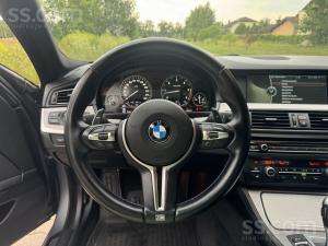 Grey BMW 530 2012 in Valmiera, with an engine capacity of 3.00 L and mileage of 215 thousand km for 13490 €, photo 22 on AUTOMOTO.COM.LV