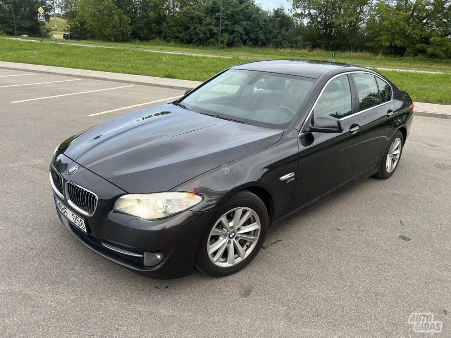 Pelēks BMW 530 2012 Kauņa, ar dzinēja tilpumu 3.00 L un nobraukumu 361 tūkst. km par 7100 €, foto 1 vietnē AUTOMOTO.COM.LV