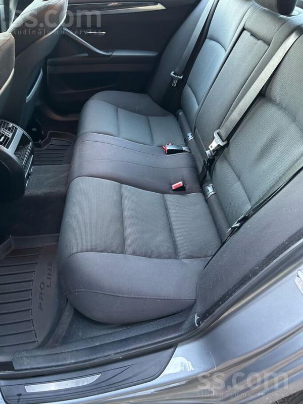Pelēks BMW 530 2012 Ogre, ar dzinēja tilpumu 3.00 L un nobraukumu 344 tūkst. km par 6400 €, foto 4 vietnē AUTOMOTO.COM.LV