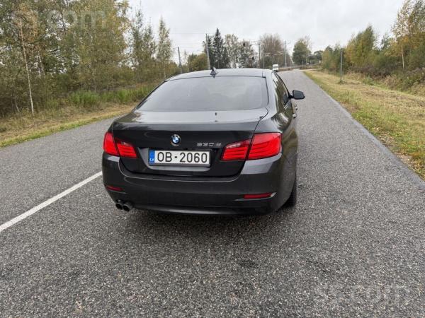 Pelēks BMW 530 2012 Rīga, ar dzinēja tilpumu 3.00 L un nobraukumu 0 tūkst. km par 5150 €, foto 9 vietnē AUTOMOTO.COM.LV