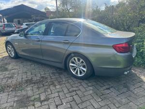 Grey BMW 530 2013 in Vilnius, with an engine capacity of 3.00 L and mileage of 290 thousand km for 4000 €, photo 11 on AUTOMOTO.COM.LV
