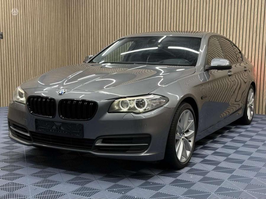 Grey BMW 530 2013 in Marijampole, with an engine capacity of 2.99 L and mileage of 299 thousand km for 12300 €, photo 5 on AUTOMOTO.COM.LV