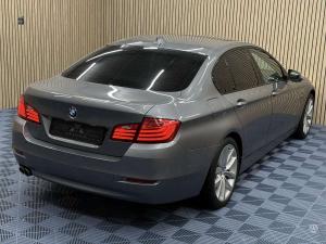 Grey BMW 530 2013 in Marijampole, with an engine capacity of 2.99 L and mileage of 299 thousand km for 12300 €, photo 12 on AUTOMOTO.COM.LV