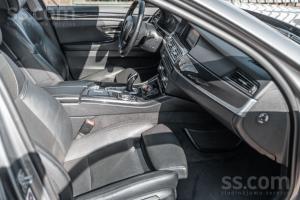 Pelēks BMW 530 2013 Rīga, ar dzinēja tilpumu 3.00 L un nobraukumu 313 tūkst. km par 12000 €, foto 10 vietnē AUTOMOTO.COM.LV