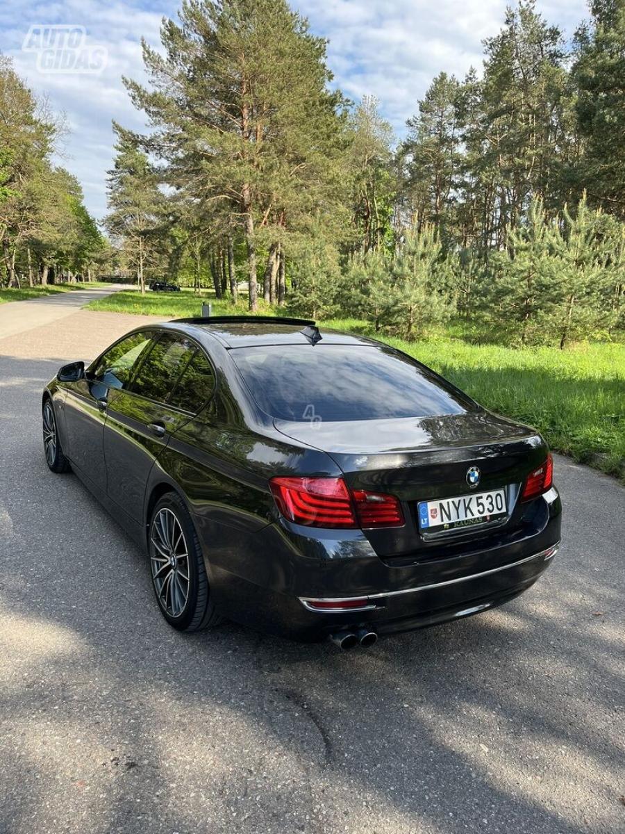 Grey BMW 530 2013 in Kaunas, with an engine capacity of 3.00 L and mileage of 290 thousand km for 9999 €, photo 6 on AUTOMOTO.COM.LV
