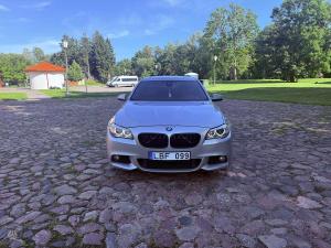 Grey BMW 530 2013 in Silute, with an engine capacity of 2.99 L and mileage of 311 thousand km for 11500 €, photo 3 on AUTOMOTO.COM.LV