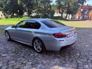Grey BMW 530 2013 in Silute, with an engine capacity of 2.99 L and mileage of 311 thousand km for 11500 €, photo 7 on AUTOMOTO.COM.LV