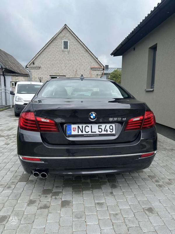 Grey BMW 530 2013 in Gargzdai, with an engine capacity of 2.99 L and mileage of 130 thousand km for 16500 €, photo 5 on AUTOMOTO.COM.LV
