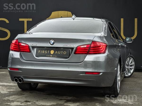 Grey BMW 530 2014 in Tukums, with an engine capacity of 3.00 L and mileage of 220 thousand km for 13990 €, photo 2 on AUTOMOTO.COM.LV