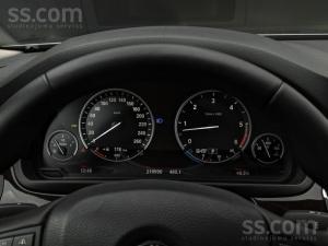 Grey BMW 530 2014 in Tukums, with an engine capacity of 3.00 L and mileage of 220 thousand km for 13990 €, photo 12 on AUTOMOTO.COM.LV