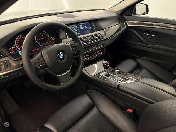 Pelēks BMW 530 2014 Marijampole, ar dzinēja tilpumu 2.99 L un nobraukumu 268 tūkst. km par 12850 €, foto 2 vietnē AUTOMOTO.COM.LV