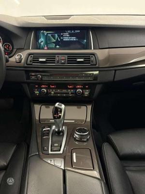 Pelēks BMW 530 2014 Marijampole, ar dzinēja tilpumu 2.99 L un nobraukumu 268 tūkst. km par 12850 €, foto 22 vietnē AUTOMOTO.COM.LV
