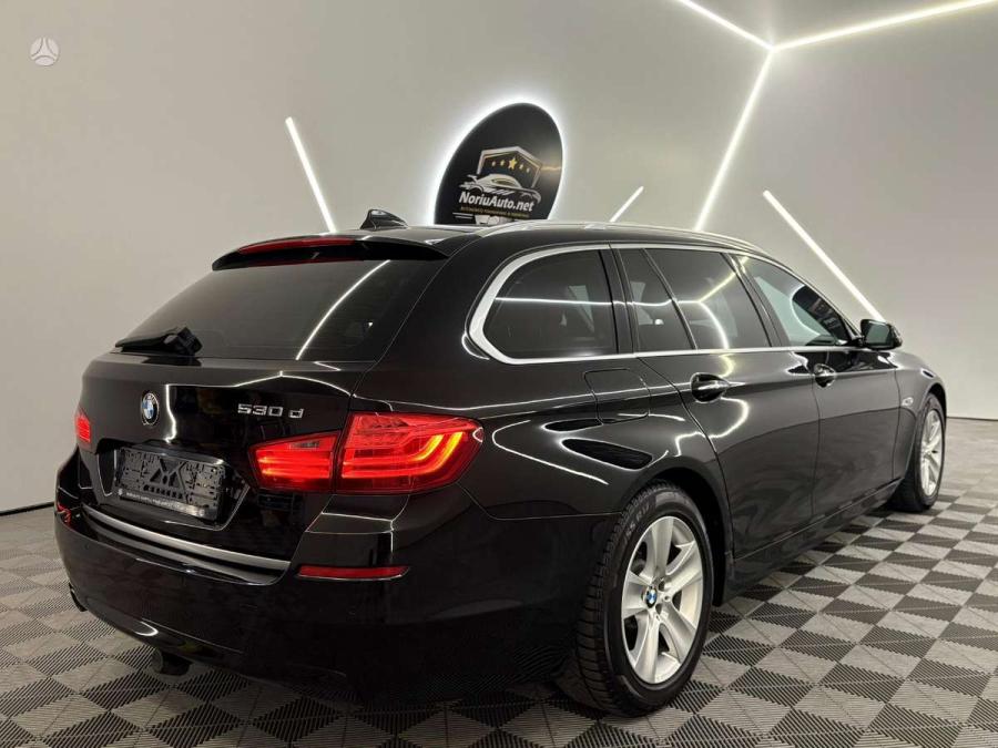 Pelēks BMW 530 2014 Marijampole, ar dzinēja tilpumu 2.99 L un nobraukumu 268 tūkst. km par 12850 €, foto 28 vietnē AUTOMOTO.COM.LV