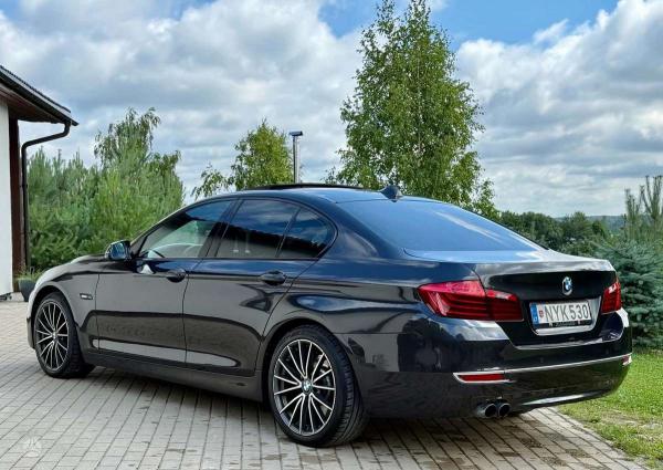 Pelēks BMW 530 2014 Viļņa, ar dzinēja tilpumu 2.99 L un nobraukumu 290 tūkst. km par 9850 €, foto 2 vietnē AUTOMOTO.COM.LV